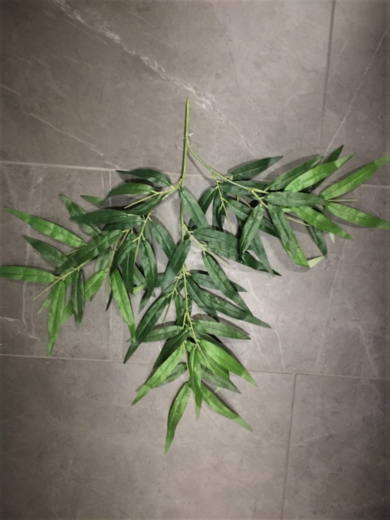 BAMBOO SPRAY X 63 LEAVES | Growum Fibreglass Planters